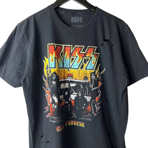 Urban Outfitters | Tops | Kiss On Tour T Shirt Black Large L Punk Rock ...